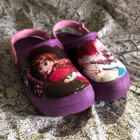 CROCS | Shoes | Crocs Frozen Elsa Anna Light Up Clogs 2 Big Girls ...